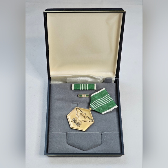 Accessories | Us Army Vtg Commendation For Military Merit Medal Ribbon ...